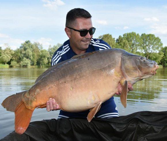 Carp Fishing in France with Accommodation - Dream Carp Holidays