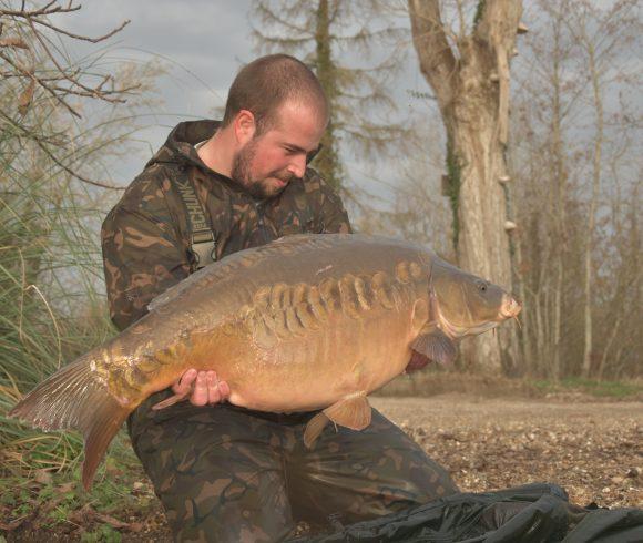 Drive and Survive Carp Lakes in France - Dream Carp Holidays