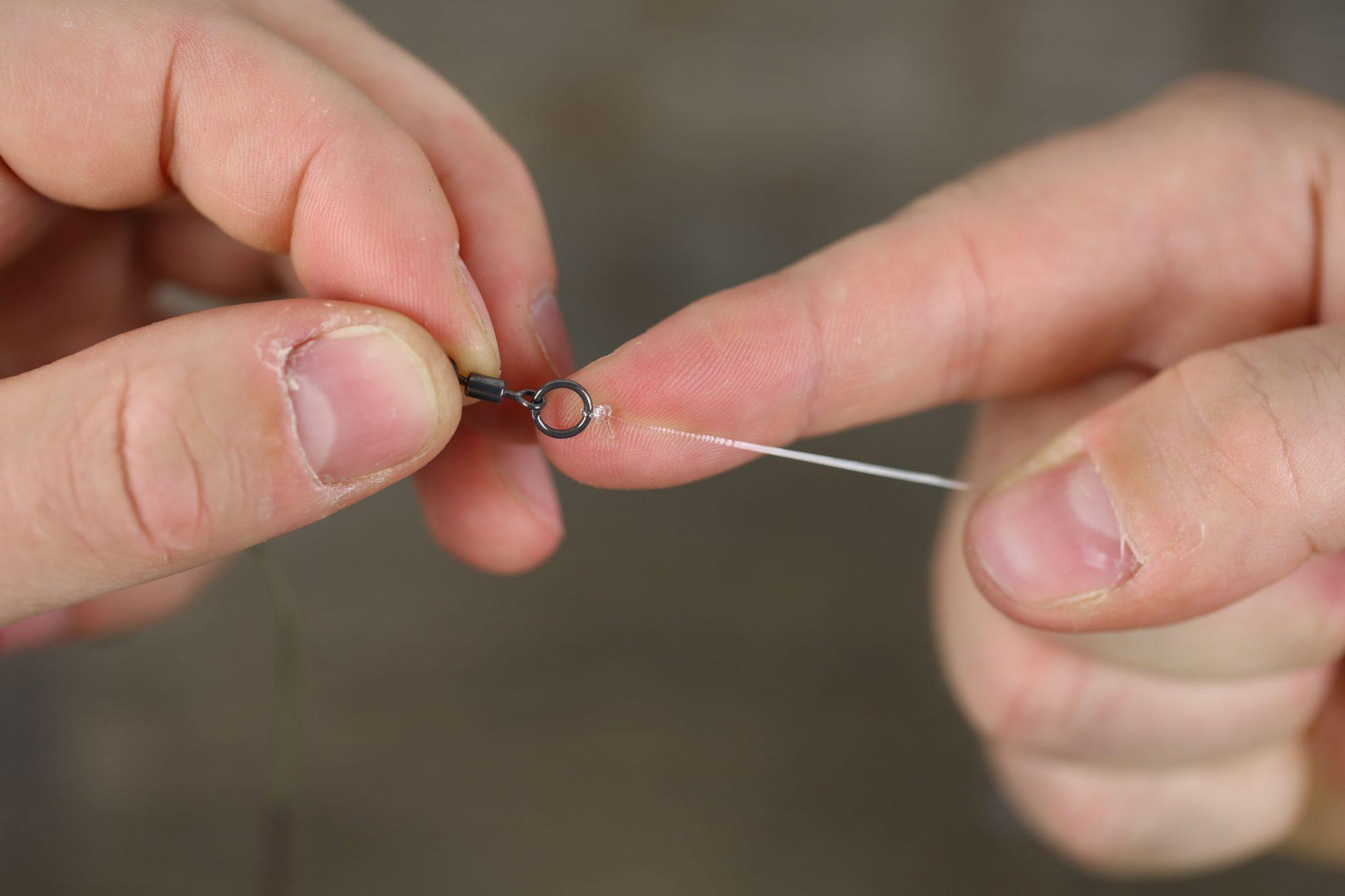 How to tie a D Rig and in what situations to use it - Dream Carp Holidays