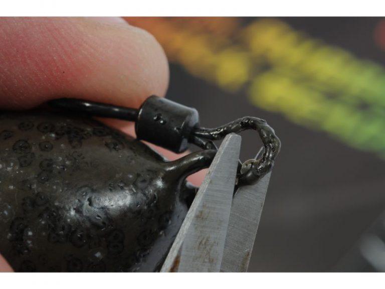 How to tie the helicopter rig - Dream Carp Holidays
